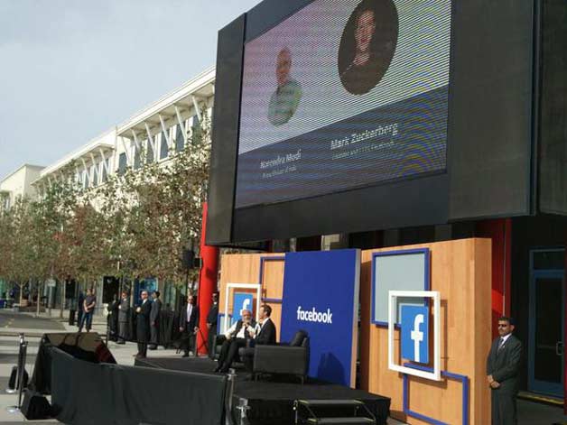 PM Modi meets Mark Zuckerberg at Facebok headquarters | India - India ...