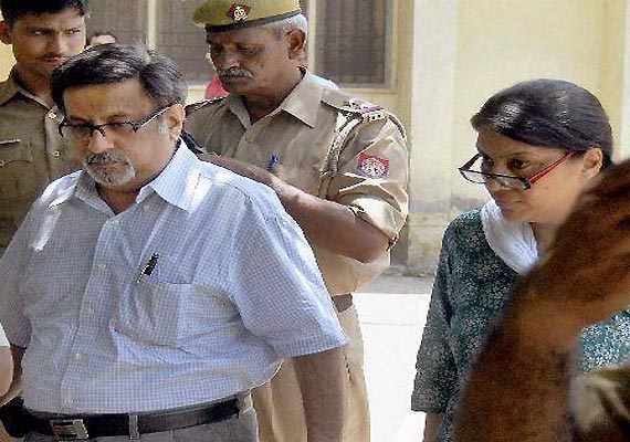 Aarushi murder case: CBI court rejects Talwar's plea to send 'khukri ...