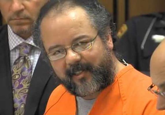 Cleveland kidnapper Ariel Castro gets life term