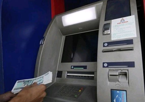 Four held for Rs 62 lakh ATM cash heist