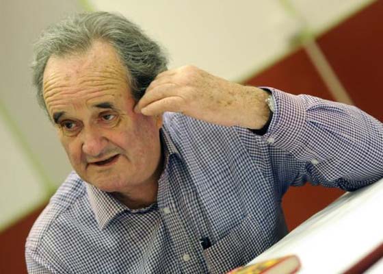 B'day Spl: Mark Tully, veteran BBC journalist, turns 79 | India News ...