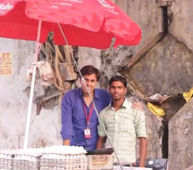 This guy helps a 'rehdiwala' live a better life...now it your turn ...