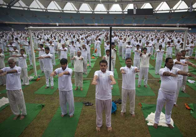 Yoga and Muslims: Will the two ends meet on June 21? | IndiaTV News ...