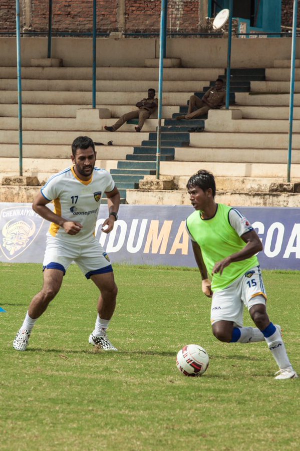 MS Dhoni had a blast playing football | Cricket News – India TV